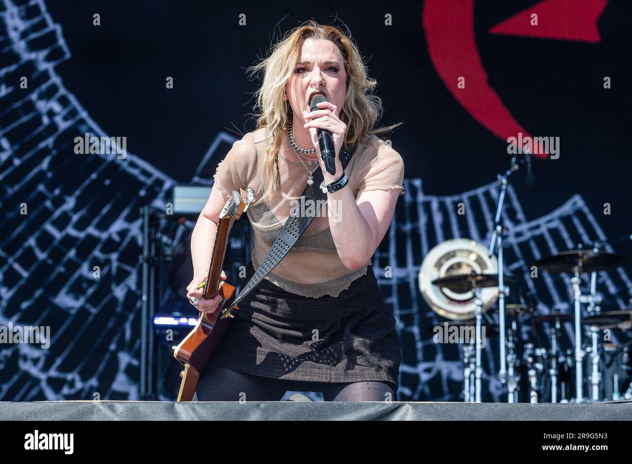 Lzzy Hale von Halestorm tritt am 22. Juni 2023 live in Oslo auf ...