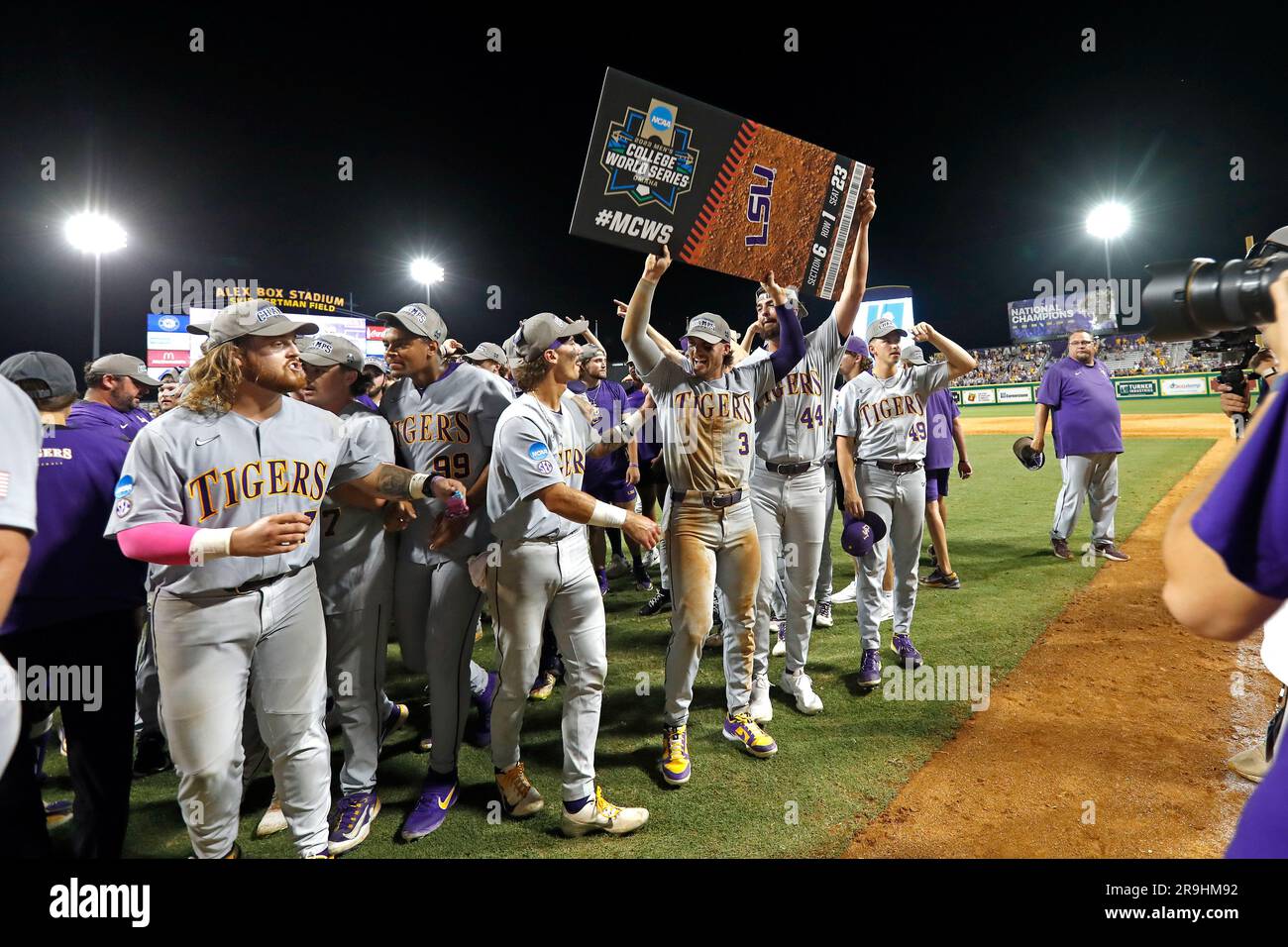 LSU outfielder Dylan Crews (3) celebrates with their team after ...