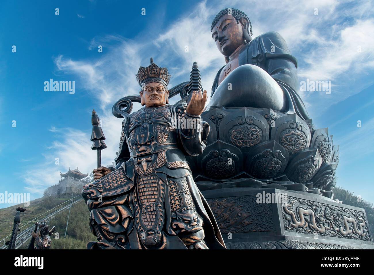 SA Pa, Vietnam-April 2023; niedrige Nahaufnahme der Bronzestatue des ...