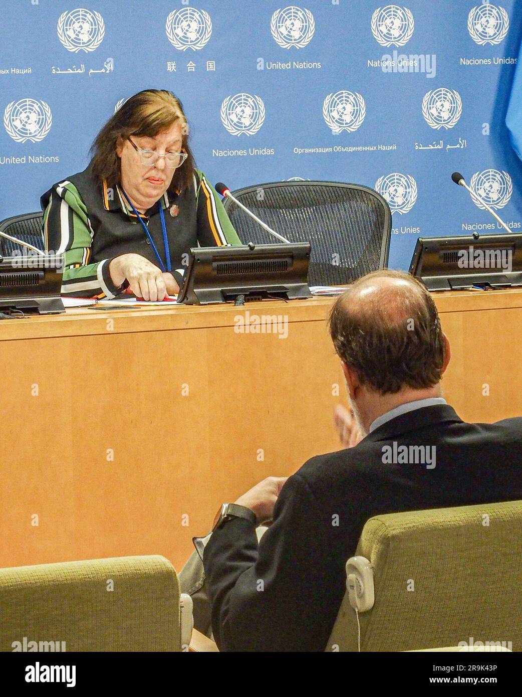 Kinder in konfliktzonen -Fotos und -Bildmaterial in hoher Auflösung – Alamy