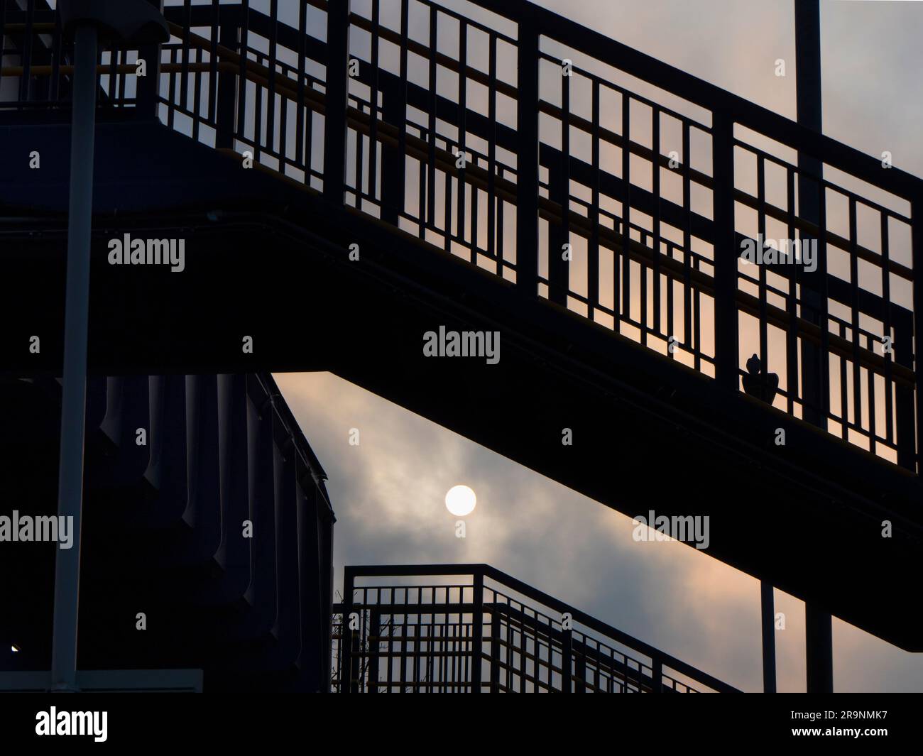 Radley hat das Glück, ein kleines Dorf mit einer Hauptbahnstation zu ...