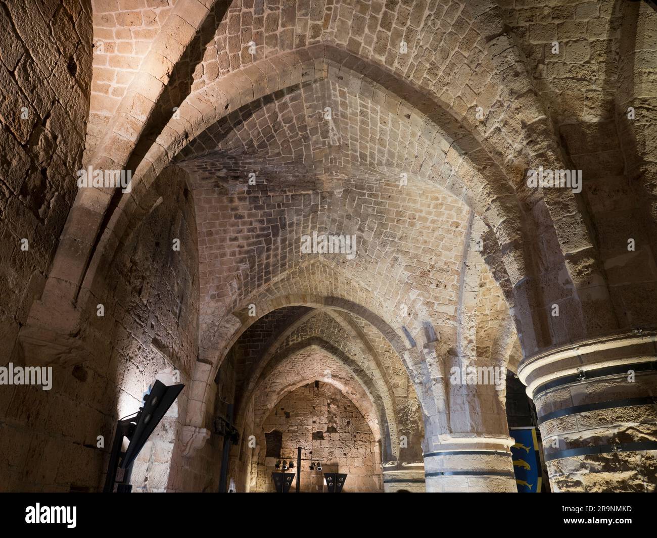 Groin vaulting -Fotos und -Bildmaterial in hoher Auflösung – Alamy