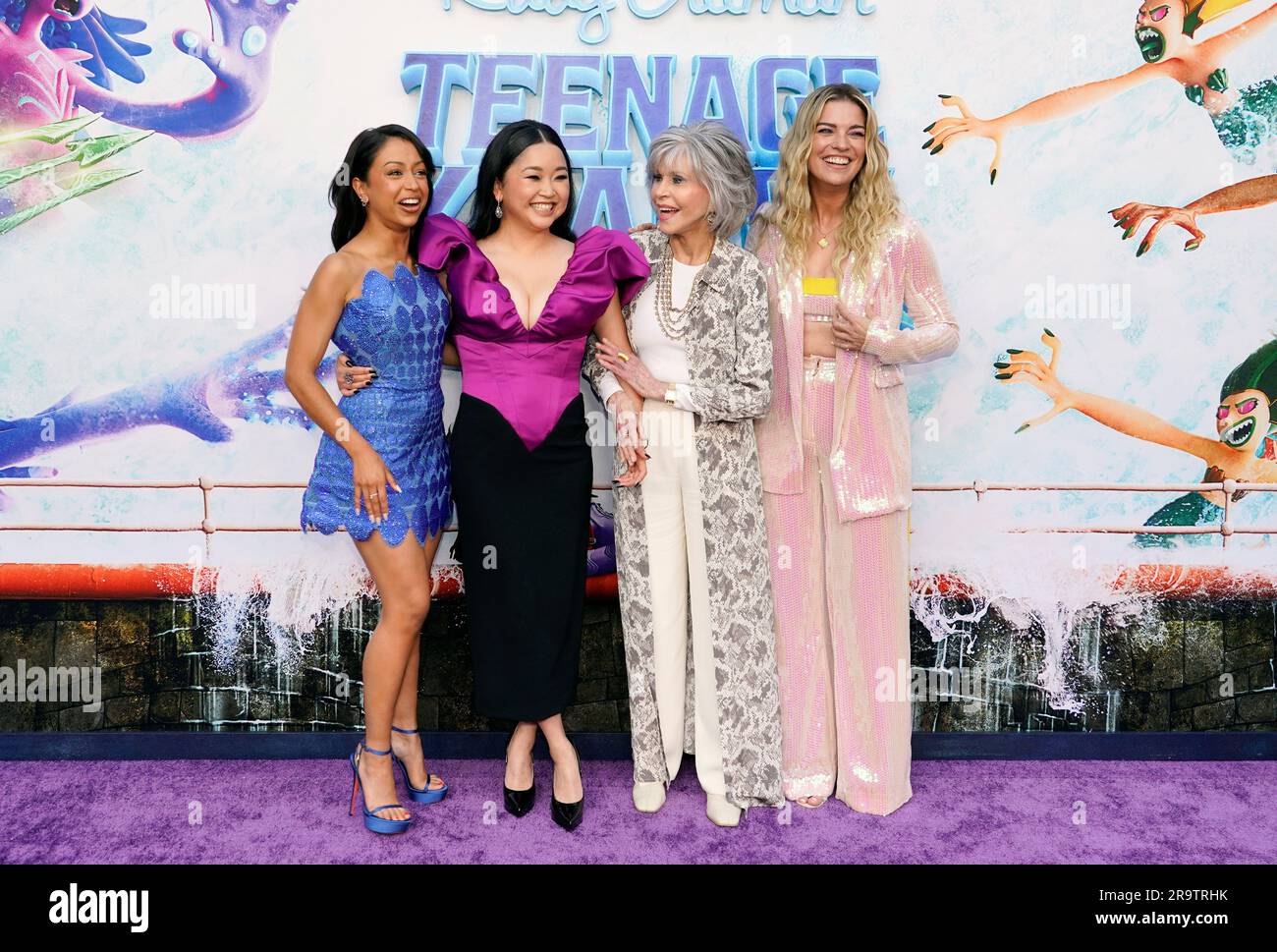 Liza Koshy, Lana Condor, Jane Fonda and Annie Murphy, from left, cast ...