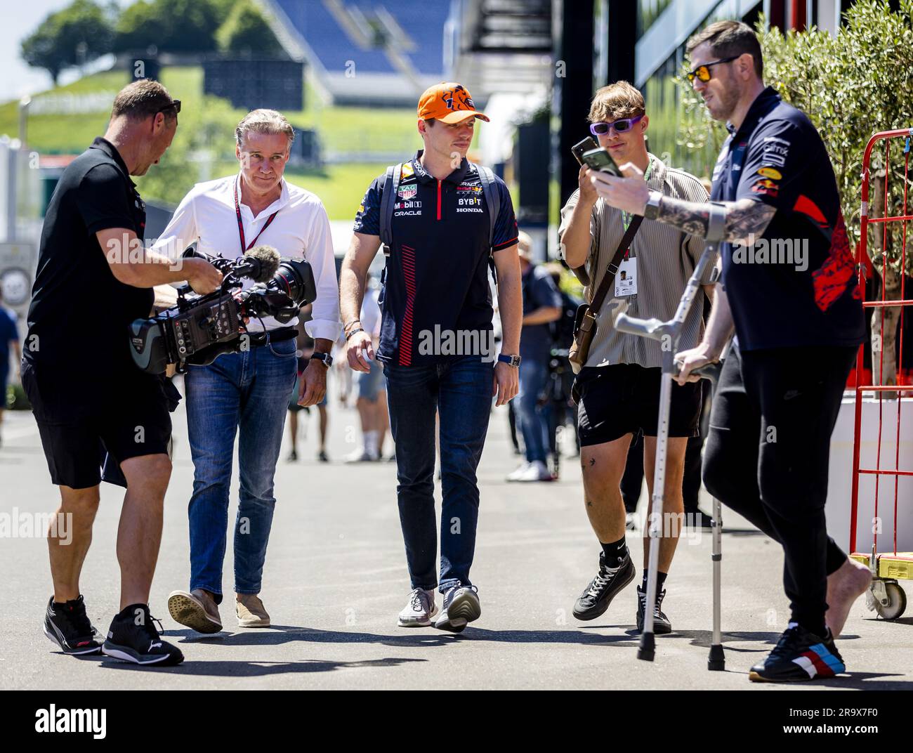 Red bull racing raymond vermeulen -Fotos und -Bildmaterial in hoher ...