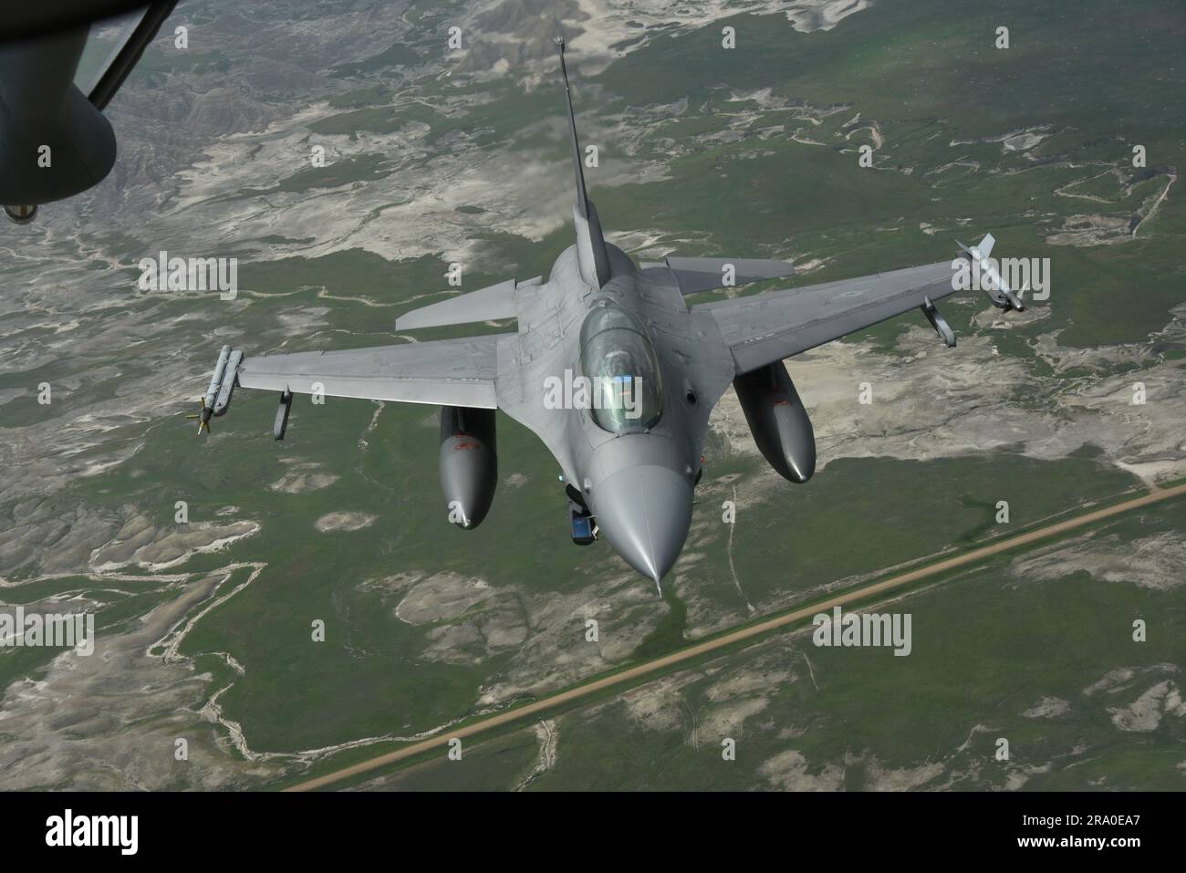 EIN US-AMERIKANISCHER Air Force F-16 Falcon vom 114. Kampfflügel der ...
