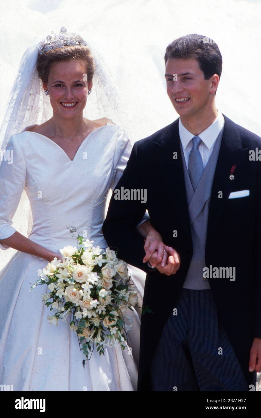 Erbprinz Alois von und zu Liechtenstein, Graf zu Rietberg, mit seiner Braut Sophie Herzogin in ...