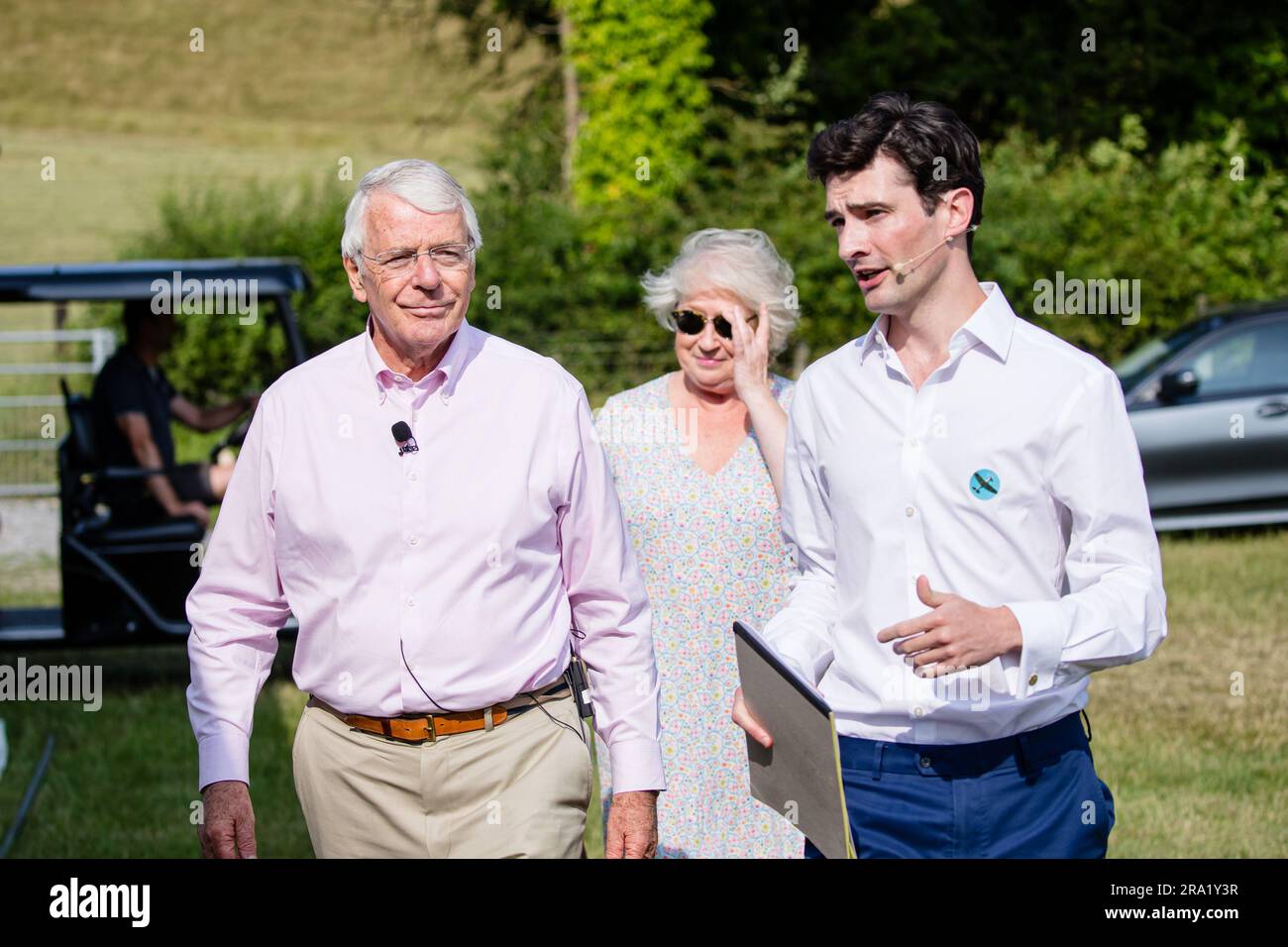Tim bouverie -Fotos und -Bildmaterial in hoher Auflösung – Alamy