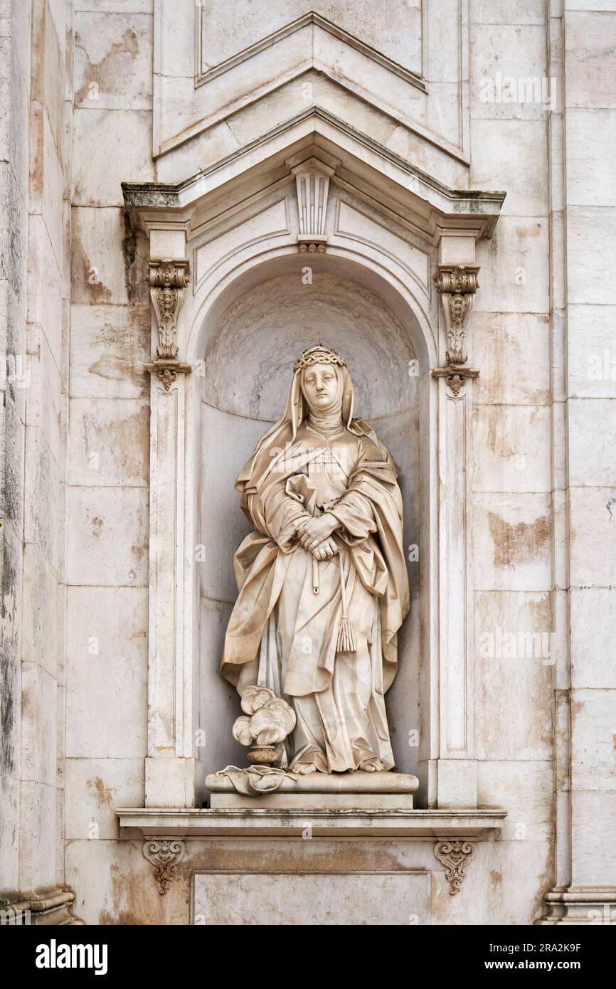 Portugal, Lissabon, die Basilika Estrela (Basílica da Estrela), die erste Kirche der Welt, die ...