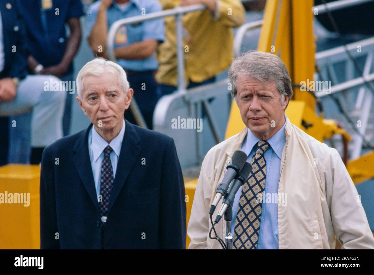Präsident Jimmy Carter von den USA Navy Admiral Hyman Rickover - der ...