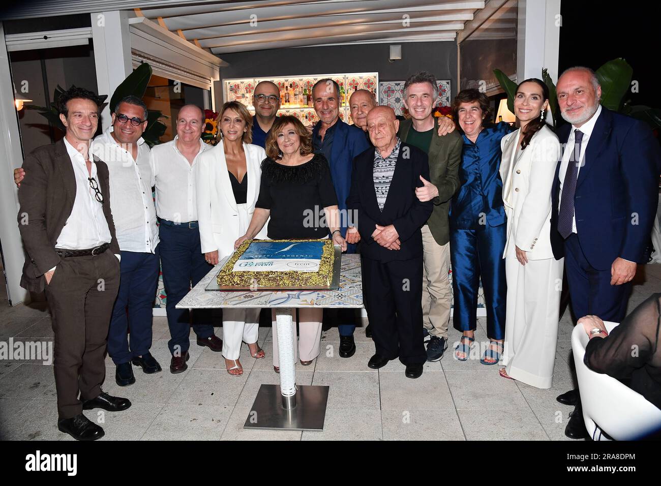 Taormina, Italien. 01. Juli 2023. Taormina : Silberne Bänder . Auf dem ...