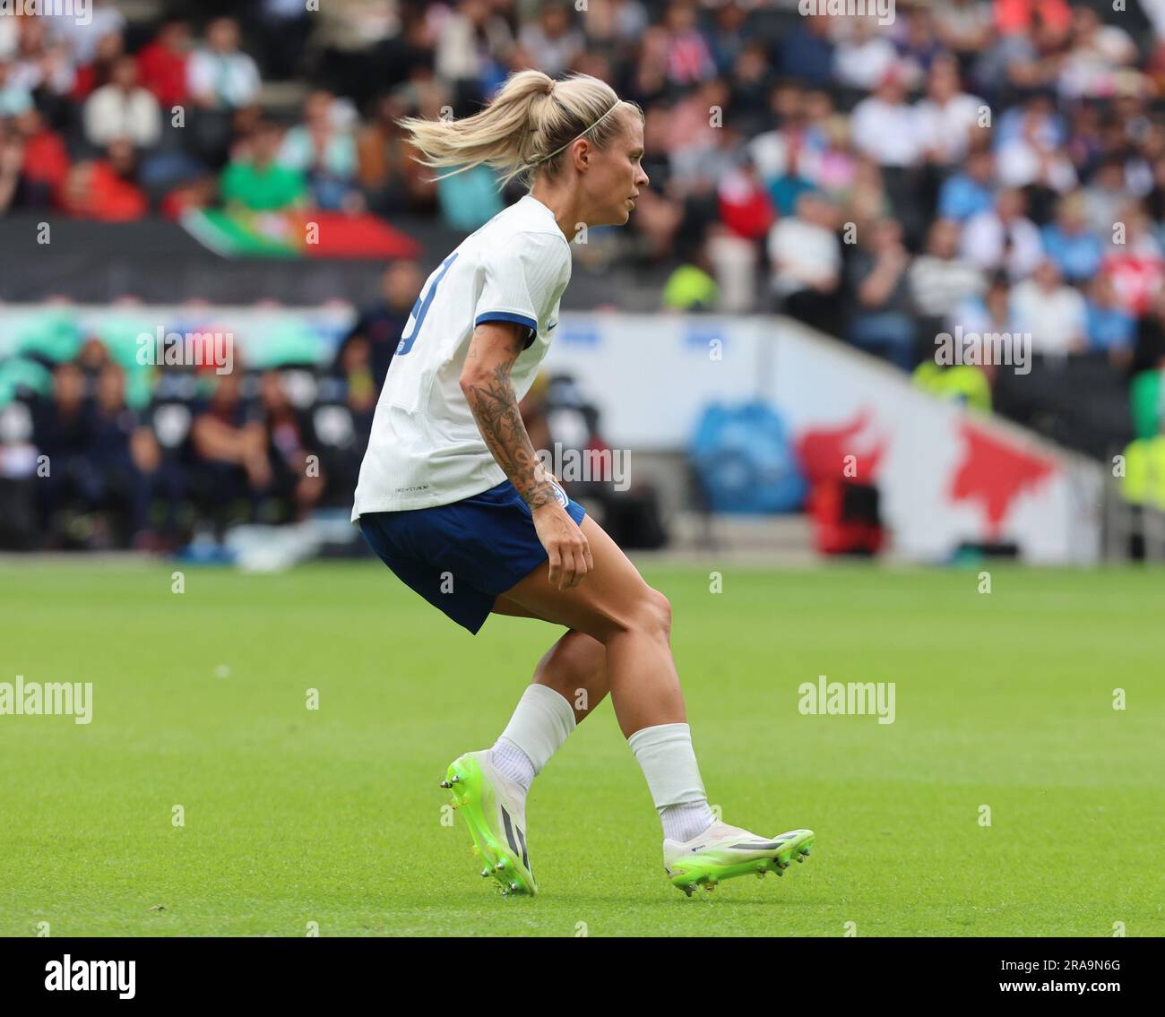 Rachel daly von aston villa -Fotos und -Bildmaterial in hoher Auflösung ...