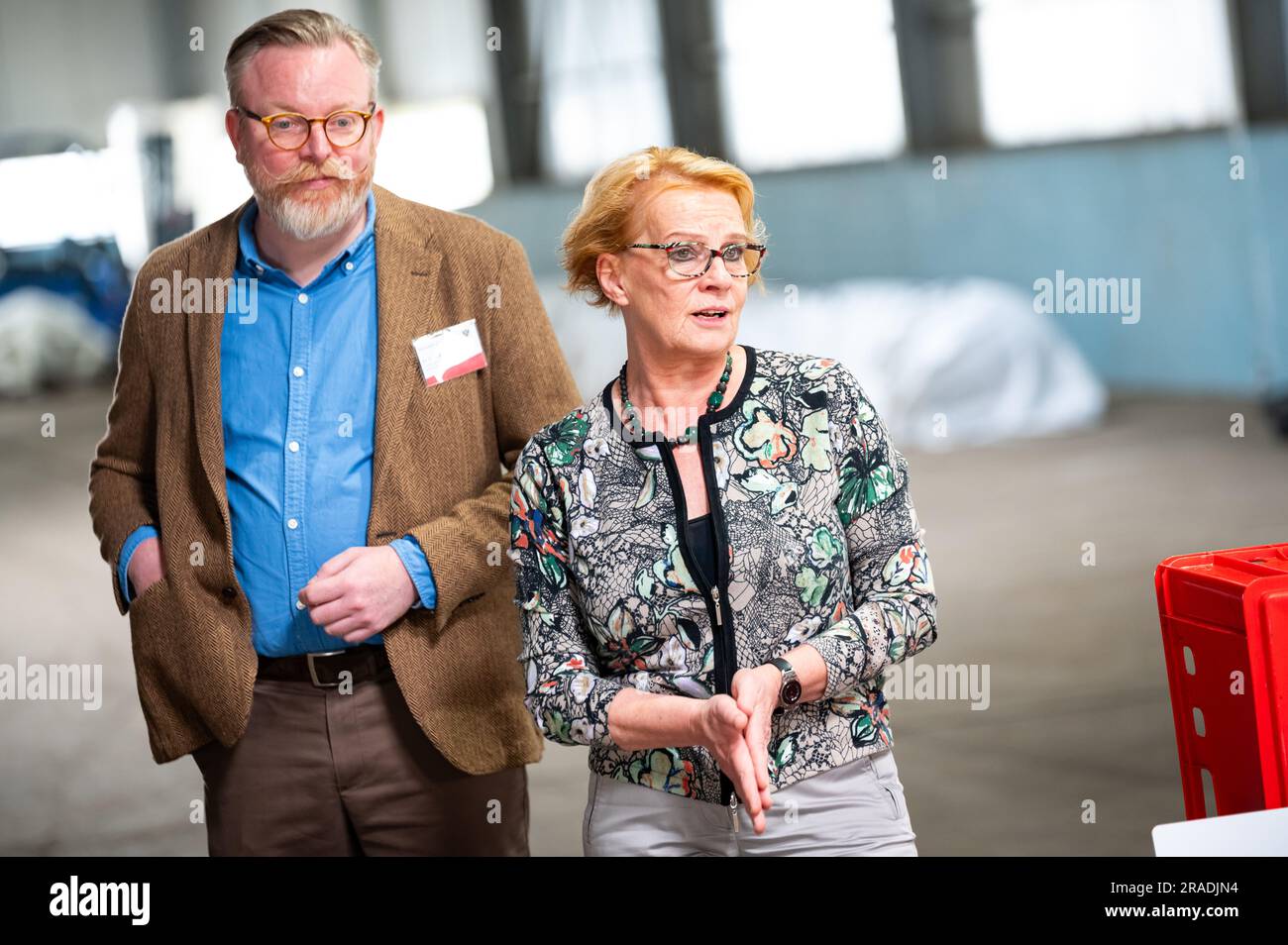 03. Juli 2023, Schleswig-Holstein, Lübeck: Monika Frank (r-l ...