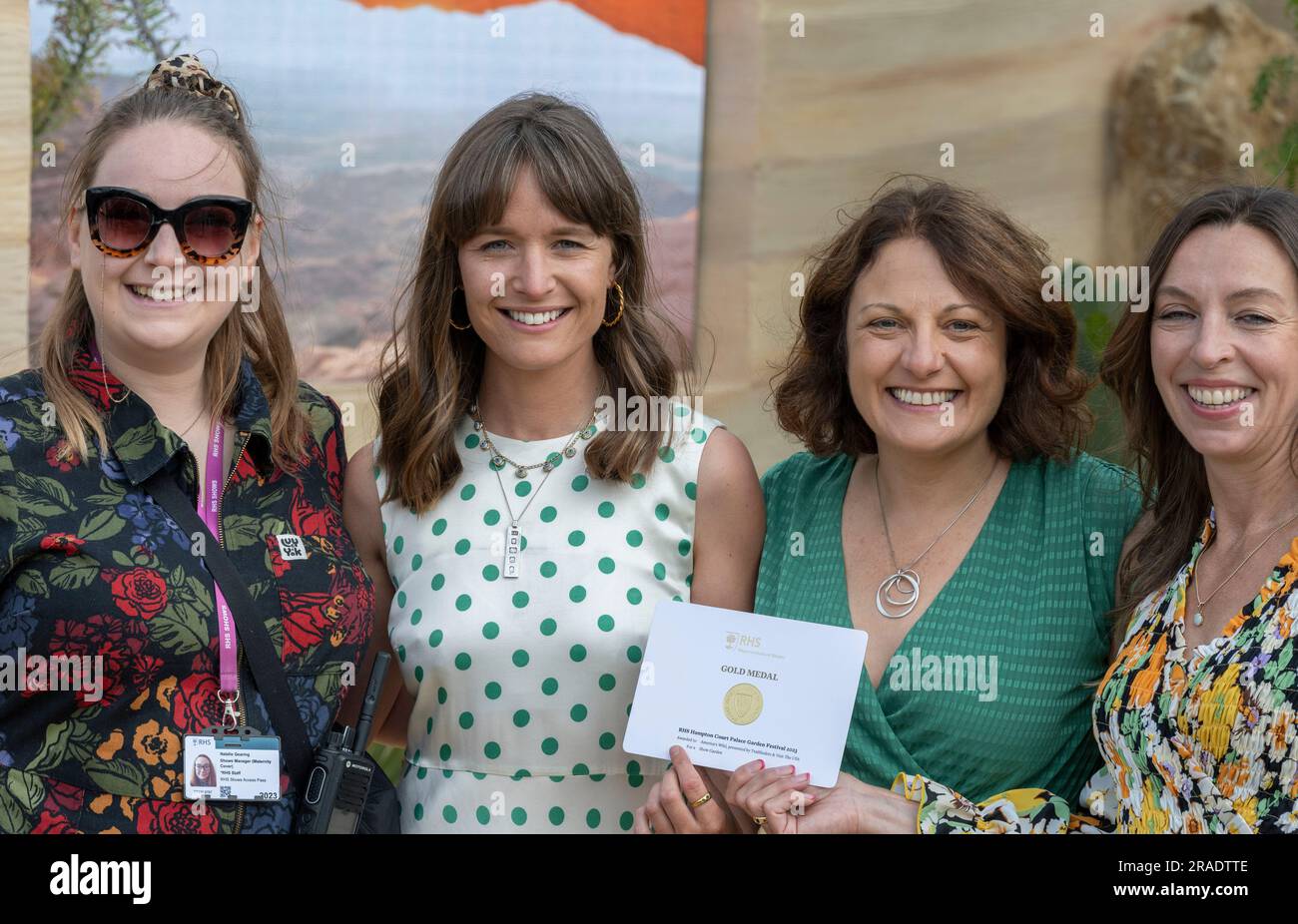 Imogen perreau callf -Fotos und -Bildmaterial in hoher Auflösung – Alamy