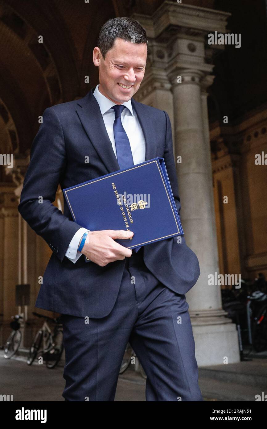 London, Großbritannien. 04. Juli 2023. Alex Chalk, KC, Abgeordneter ...