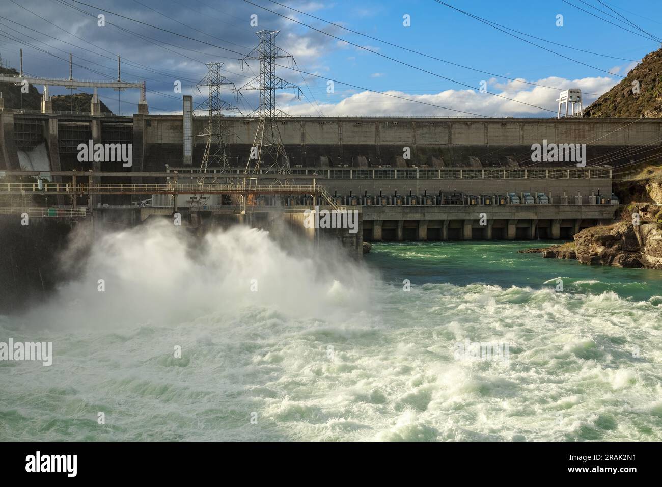 Central hydroelectrique -Fotos und -Bildmaterial in hoher Auflösung – Alamy
