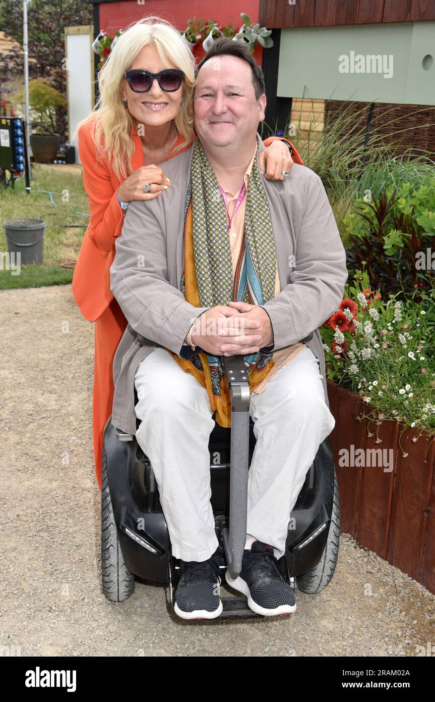 Moderatorin gaby roslin -Fotos und -Bildmaterial in hoher Auflösung – Alamy