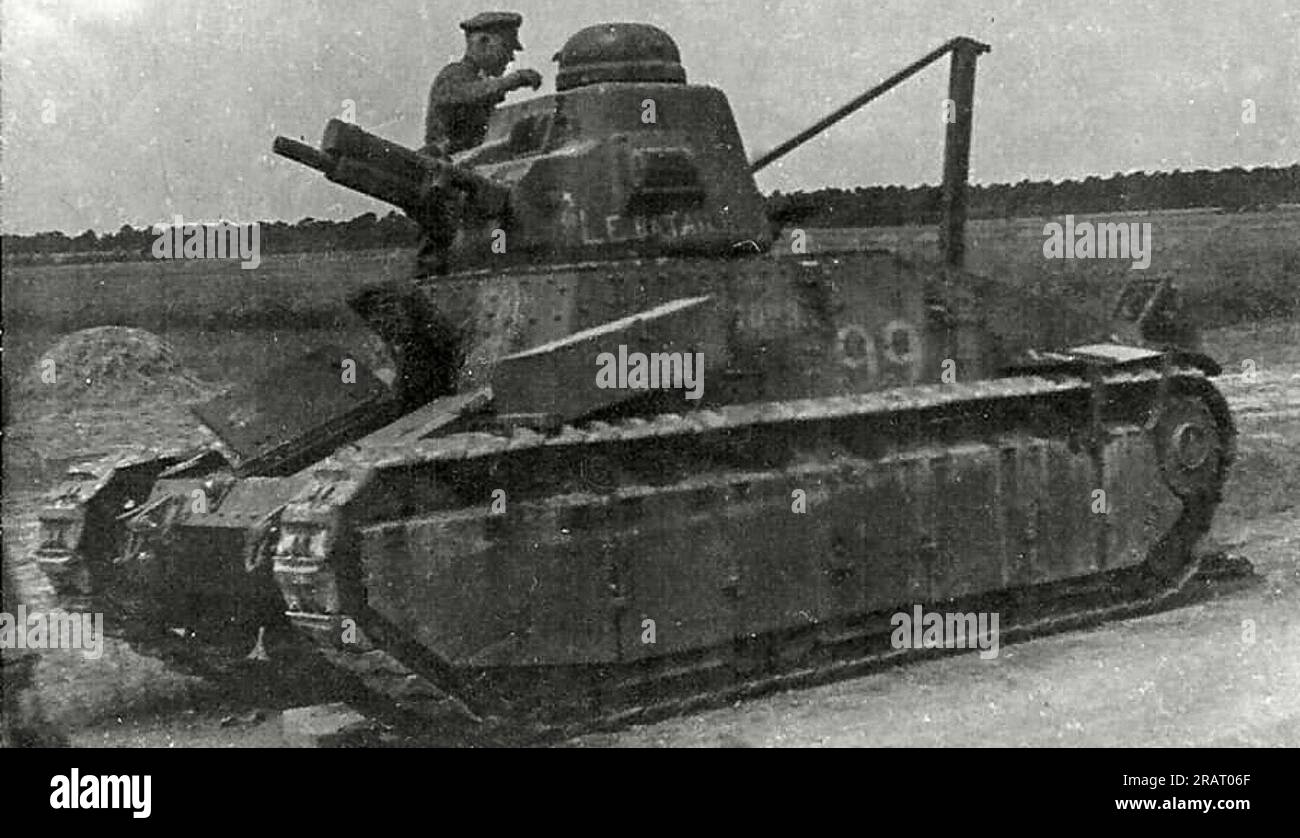 Schwere Waffen im Zweiten Weltkrieg FRANKREICH. Tanks, D1 ...