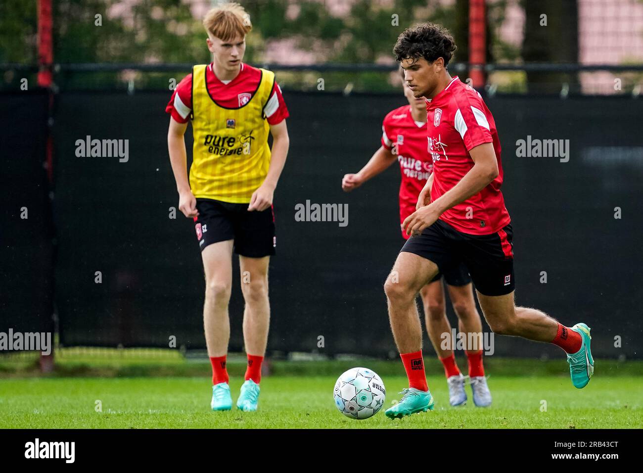 Julien mesbahi -Fotos und -Bildmaterial in hoher Auflösung – Alamy
