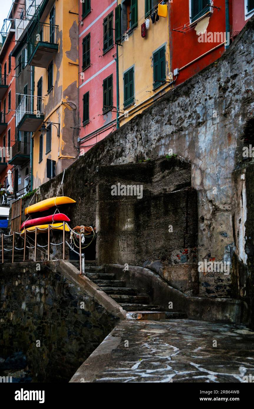 Borgo storico di riomaggiore -Fotos und -Bildmaterial in hoher ...