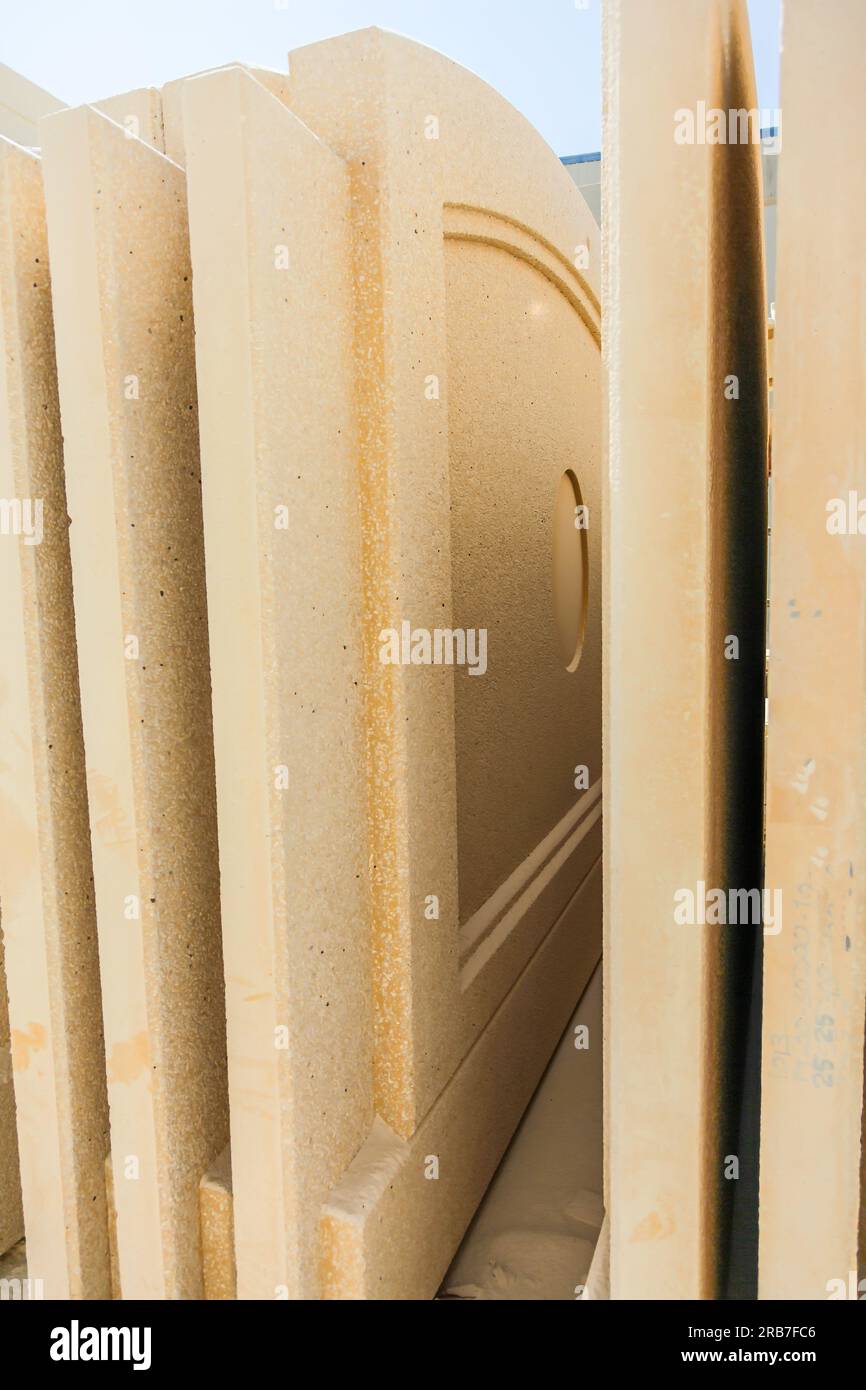Precast concrete panels -Fotos und -Bildmaterial in hoher Auflösung – Alamy