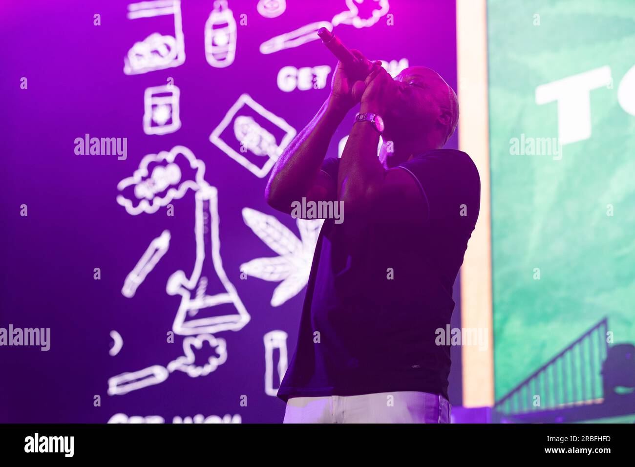 High school reunion tour -Fotos und -Bildmaterial in hoher Auflösung ...