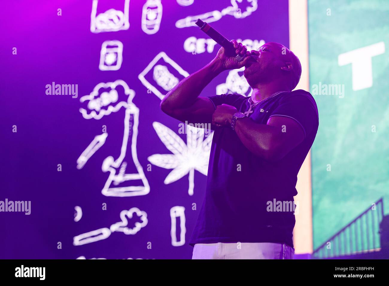 High school reunion tour -Fotos und -Bildmaterial in hoher Auflösung ...