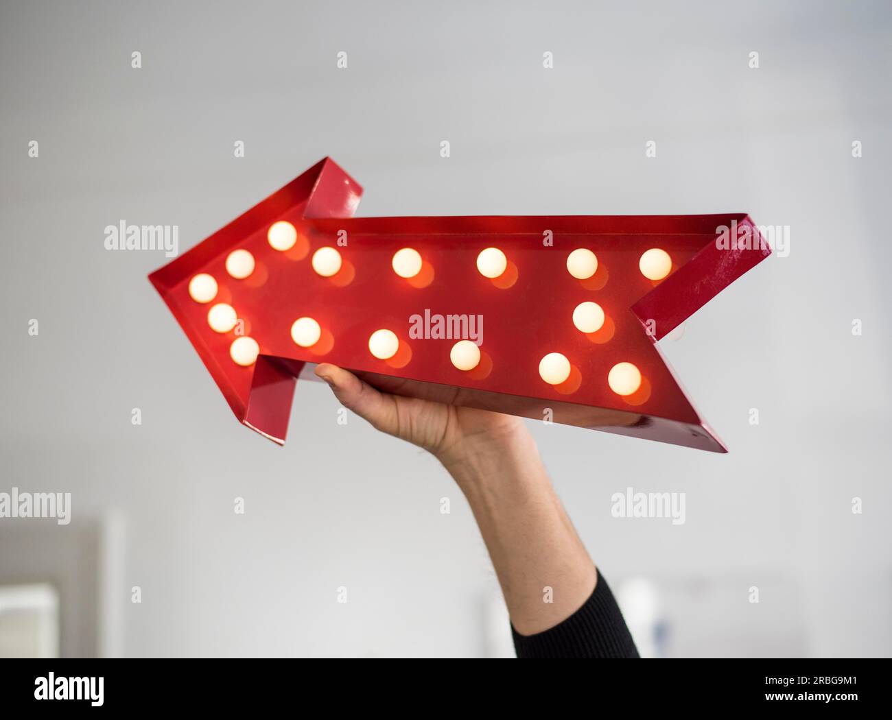 Pfeil finger -Fotos und -Bildmaterial in hoher Auflösung – Alamy