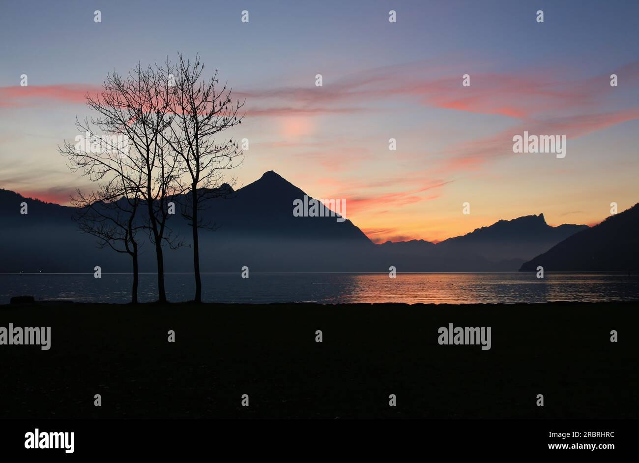 Landschaft von thun see interlaken -Fotos und -Bildmaterial in hoher ...