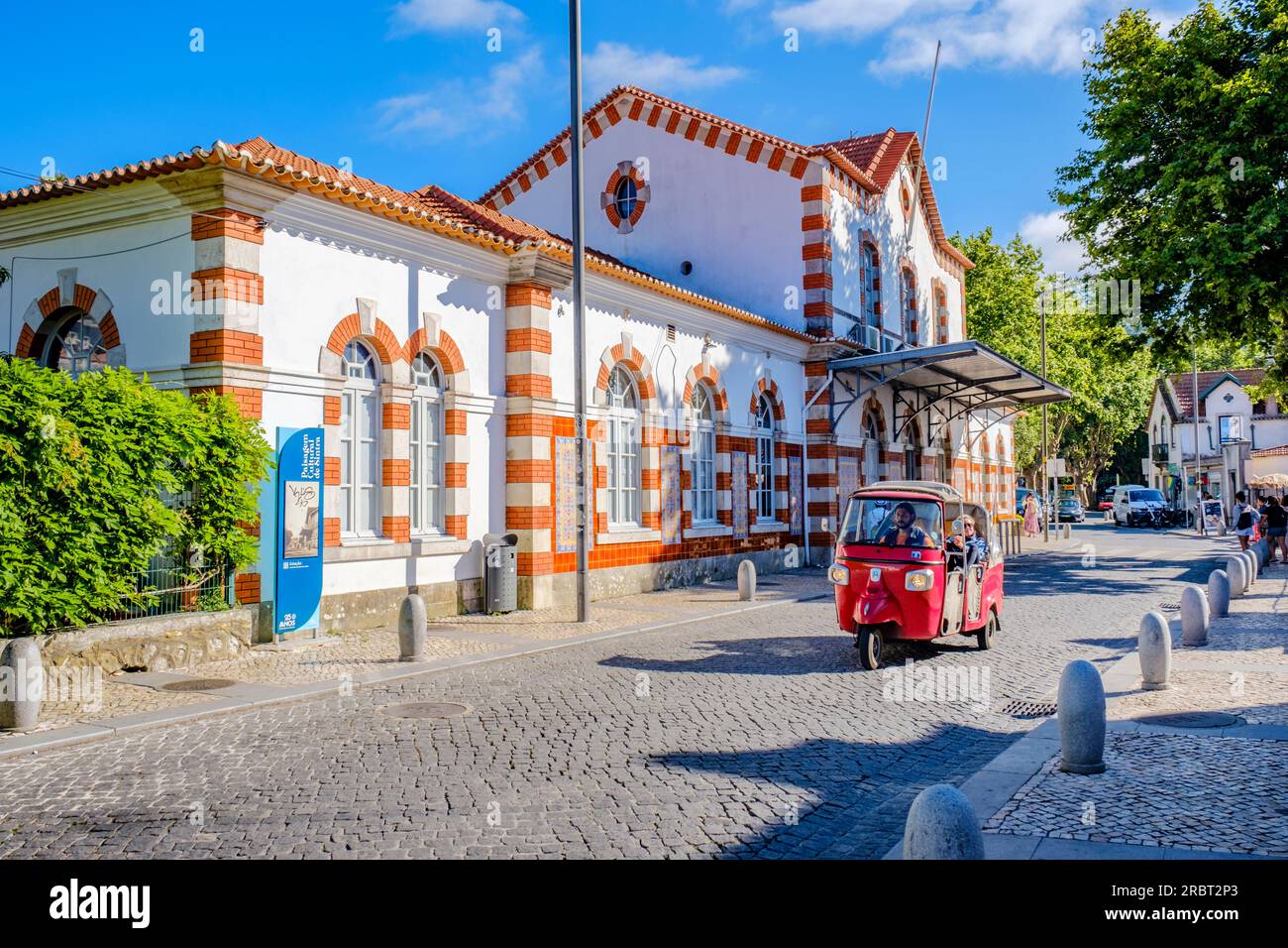 Linha de sintra -Fotos und -Bildmaterial in hoher Auflösung – Alamy
