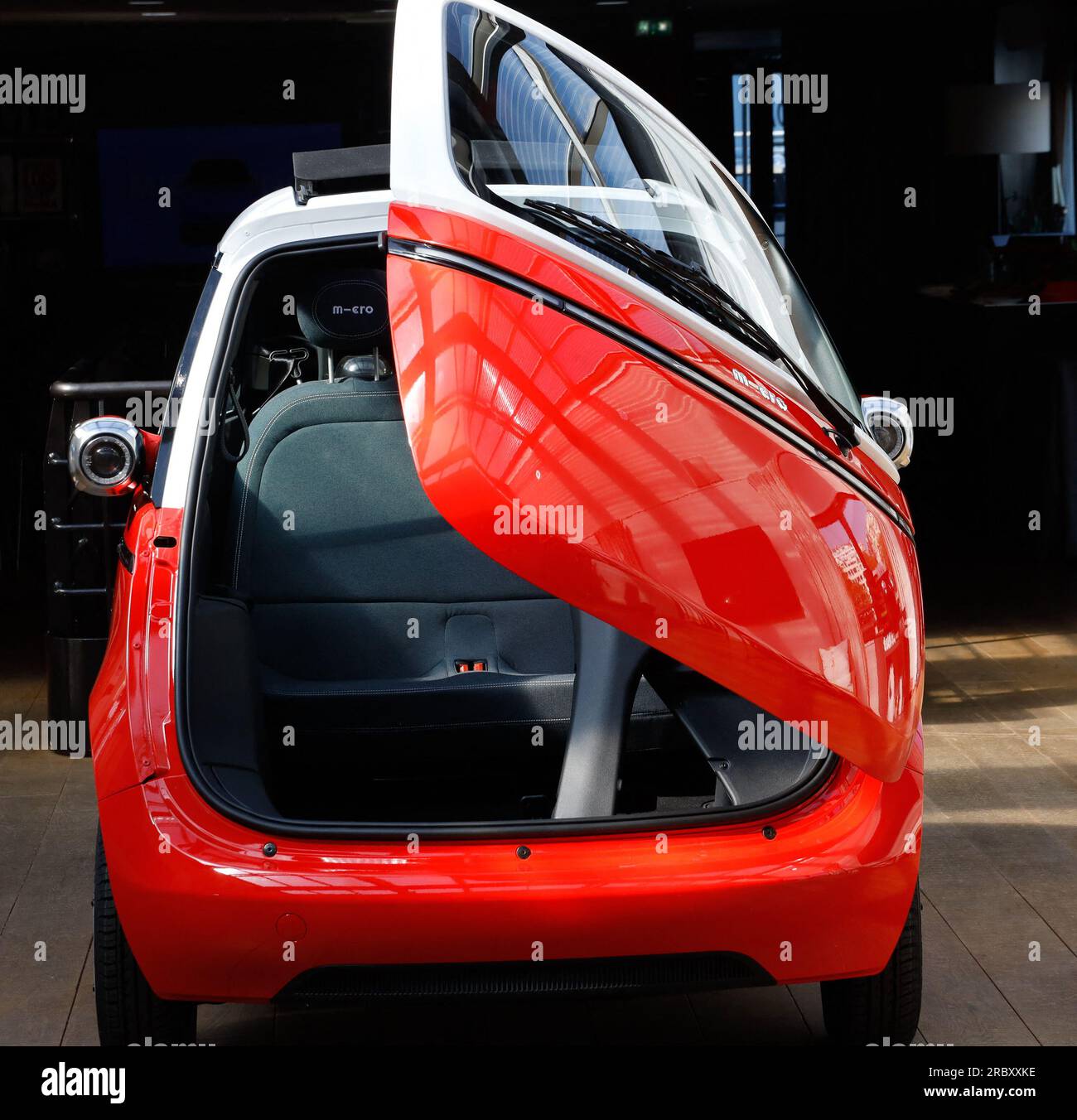 Microlino elektroauto -Fotos und -Bildmaterial in hoher Auflösung – Alamy