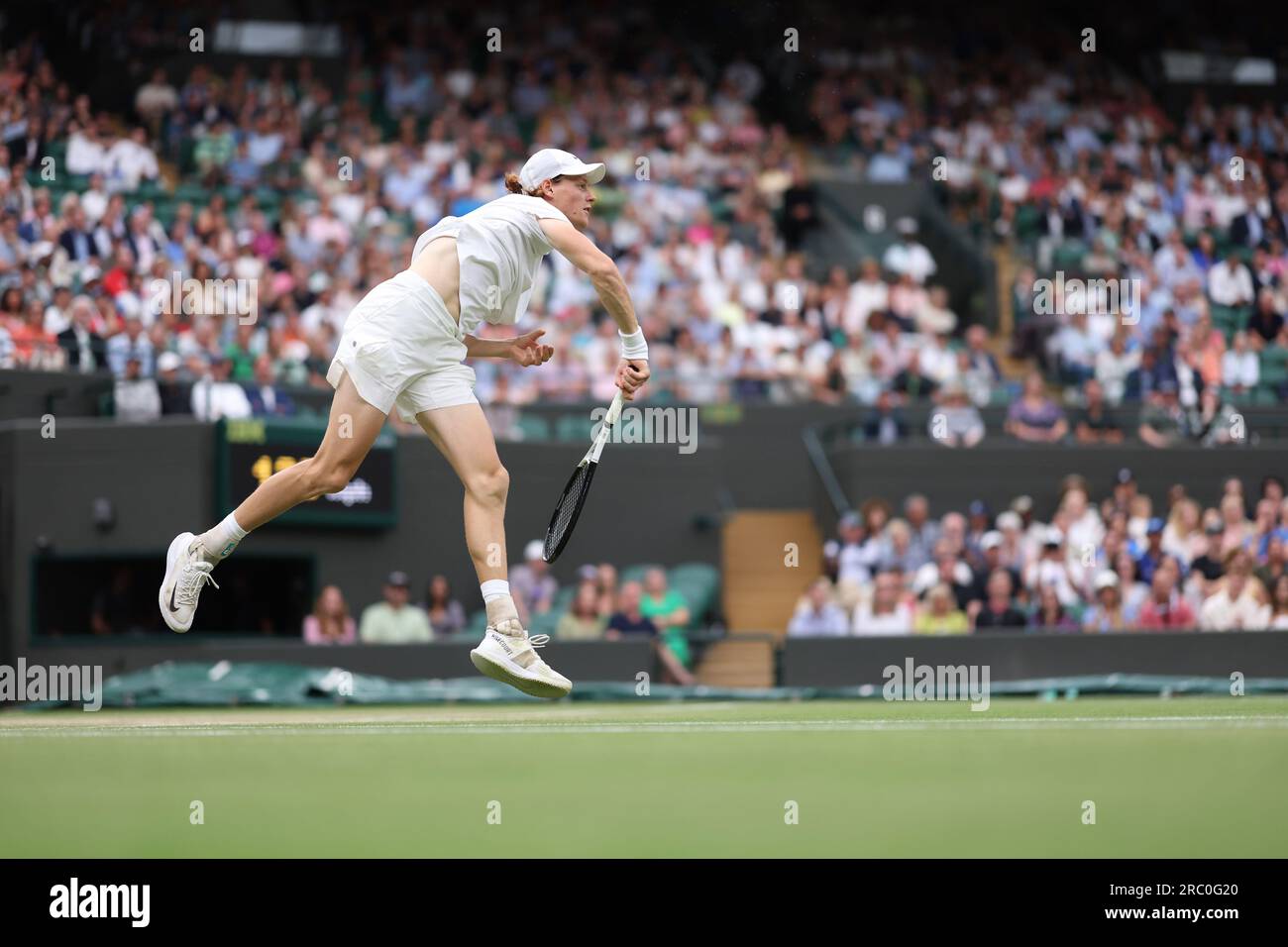 Jannik sinner rasentennis -Fotos und -Bildmaterial in hoher Auflösung – Alamy