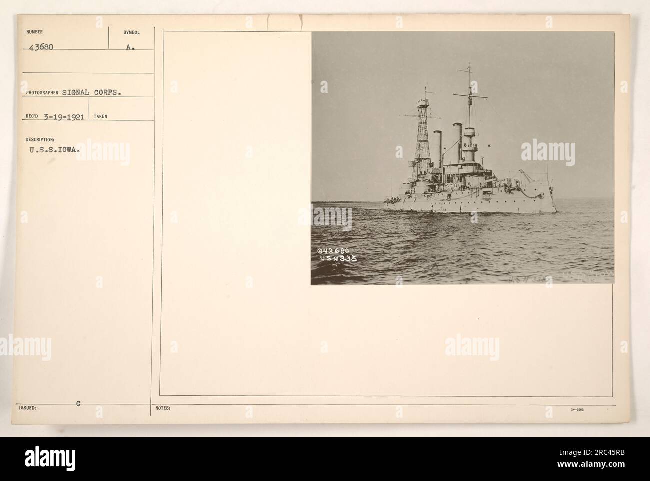 Das Bild zeigt die U.S.S. Iowa im Ersten Weltkrieg. Es wurde von einem ...