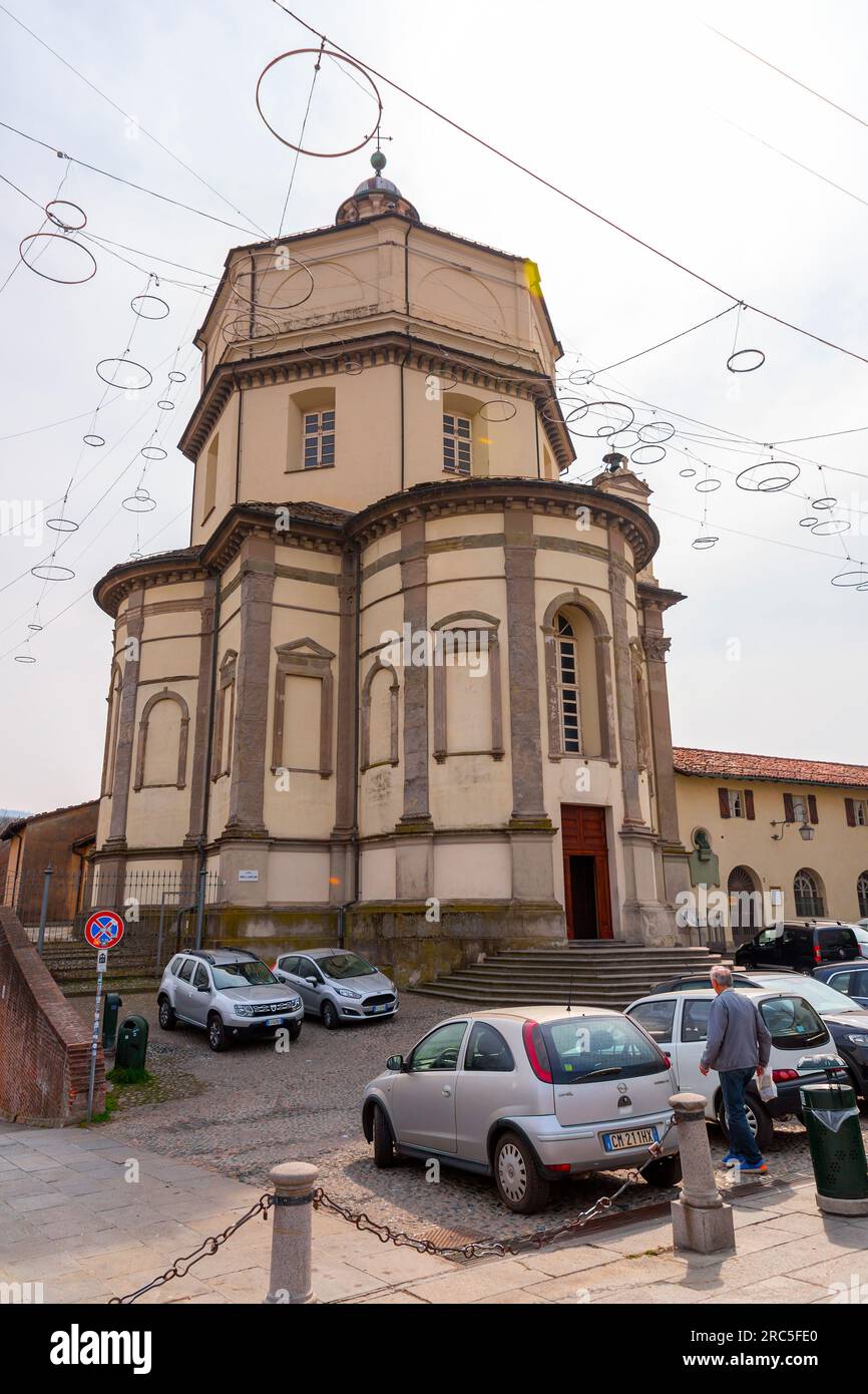 Santa maria al monte dei -Fotos und -Bildmaterial in hoher Auflösung ...