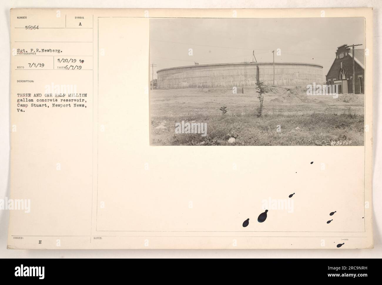 Nummer ausgestellt h drei -Fotos und -Bildmaterial in hoher Auflösung ...