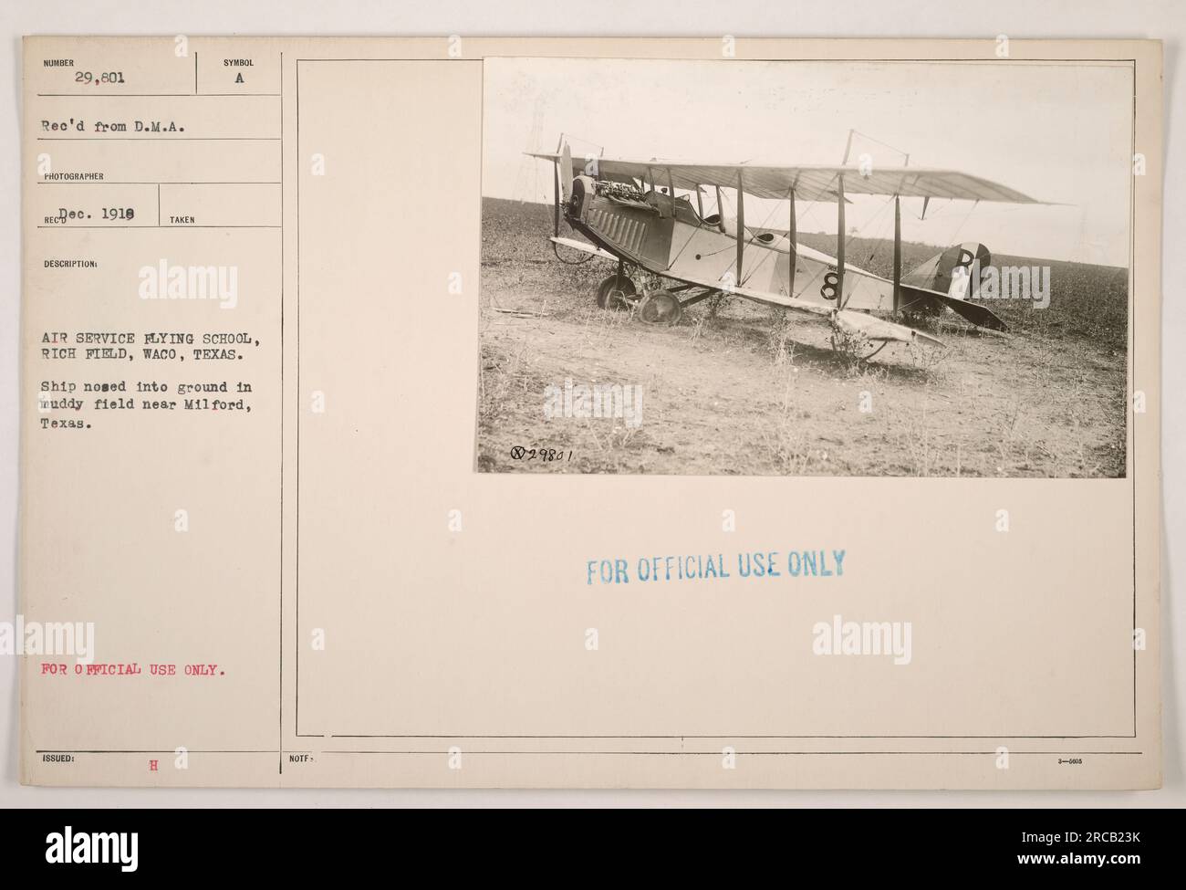 Abbildung: Das Foto zeigt ein Flugzeug der Air Service Flying School ...