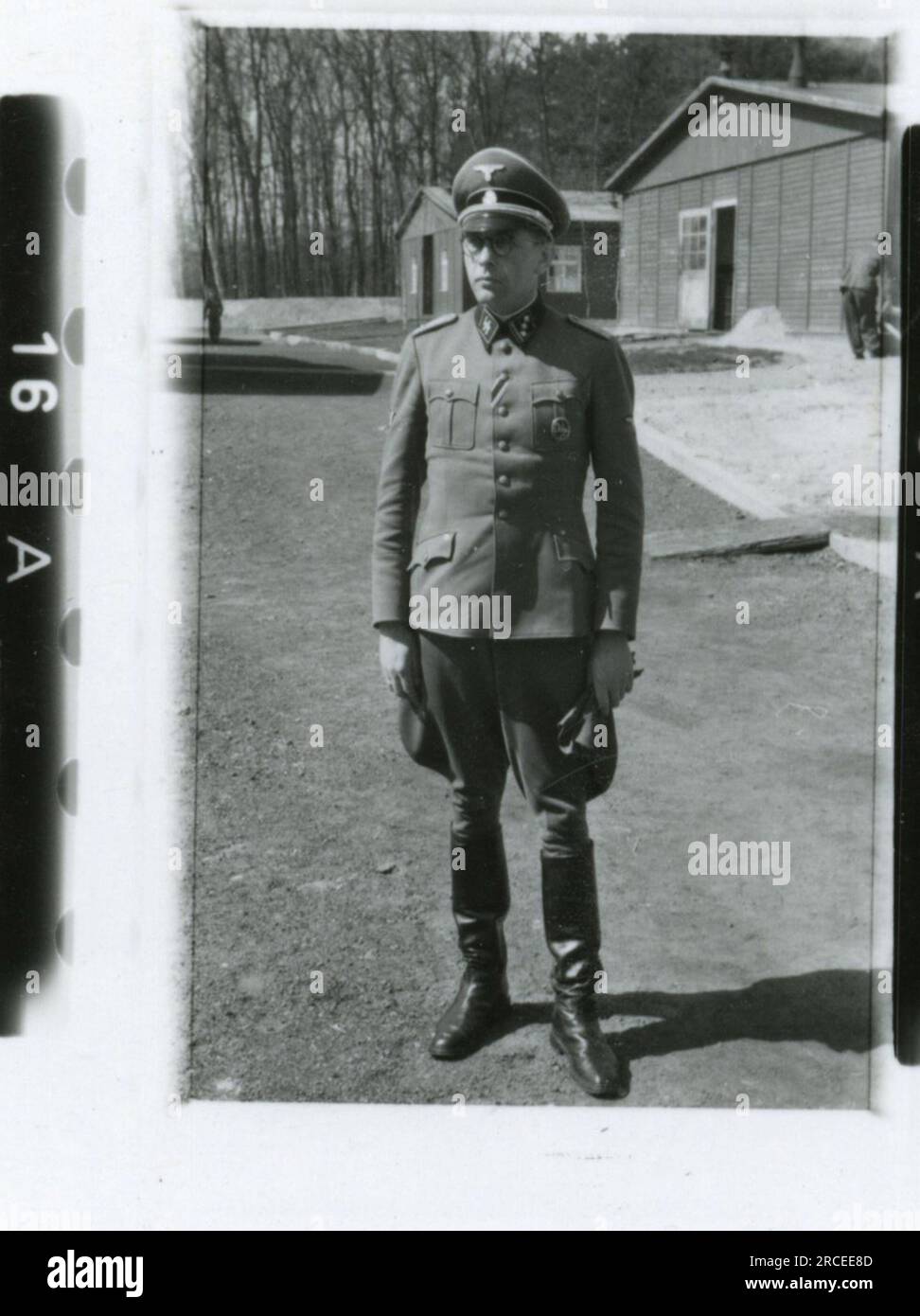 SS-Fotograf Feder 1943 & 1944 Überreste von abgestürzten Flugzeugen ...