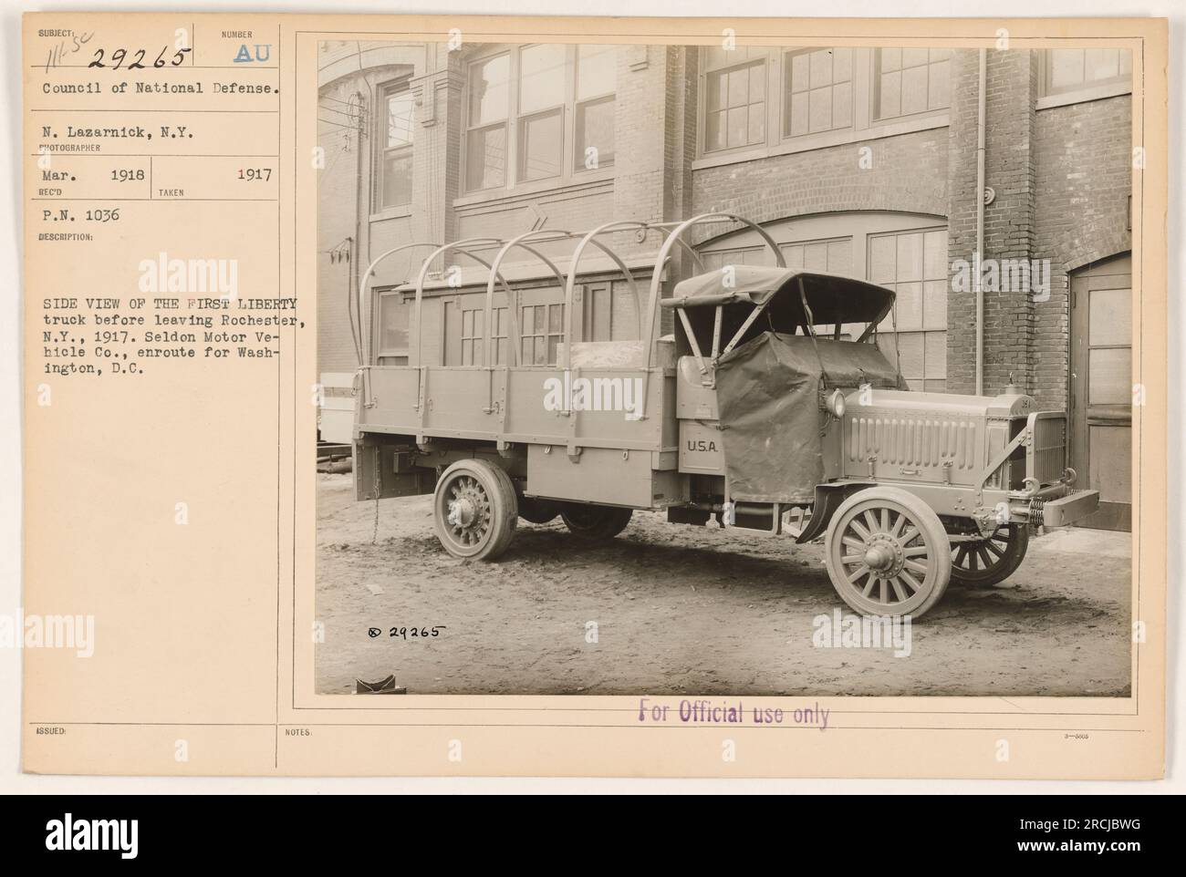 Produktion von liberty trucks -Fotos und -Bildmaterial in hoher ...