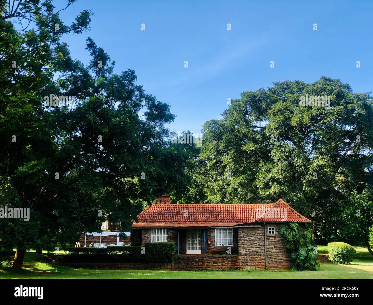 MARULA MANOR - DAS KÖNIGLICHE MANOR MARULA MANOR - hier finden Sie die ...