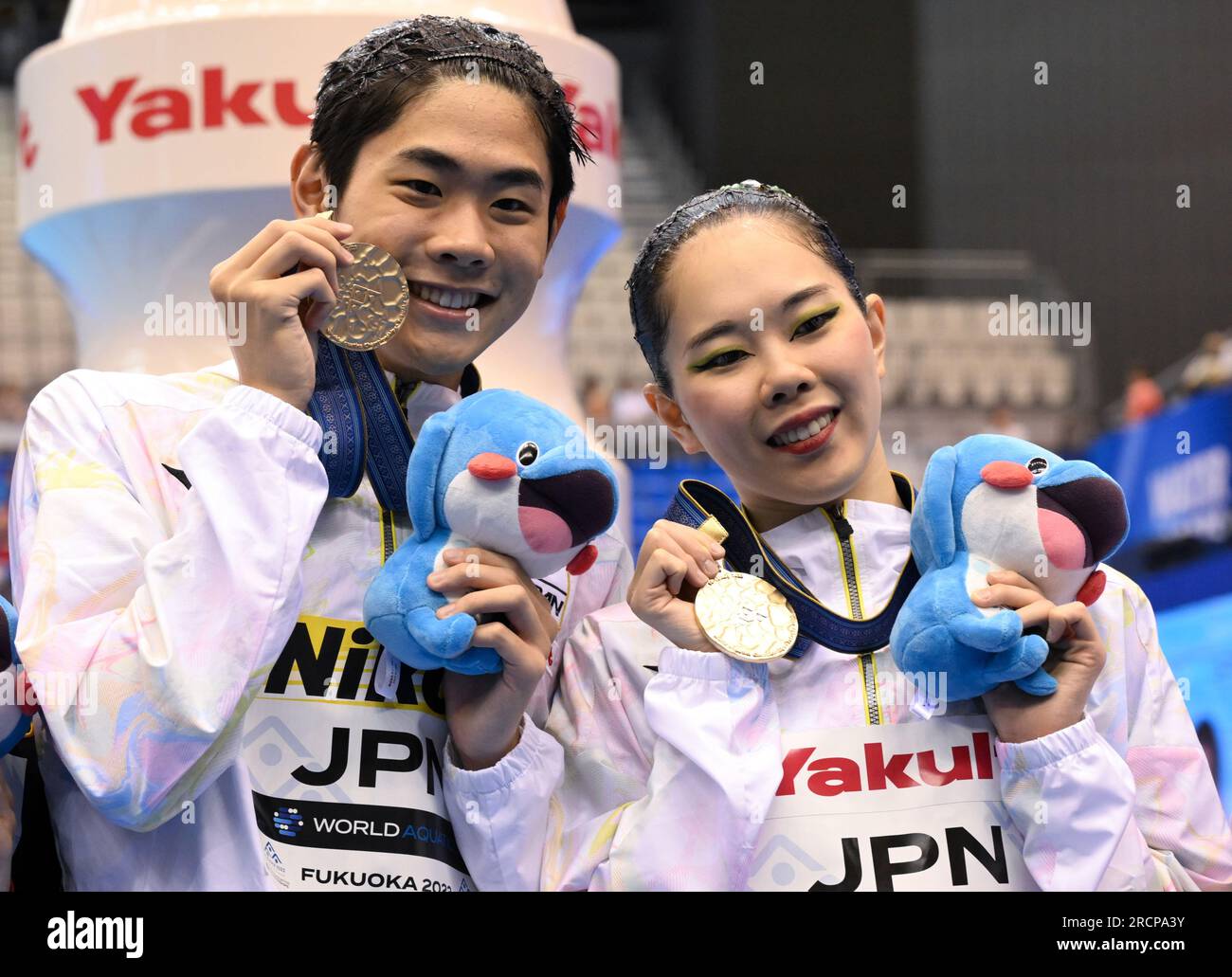 Fukuoka, Japan. 16. Juli 2023. Goldmedaillengewinner Sato Tomoka (R ...