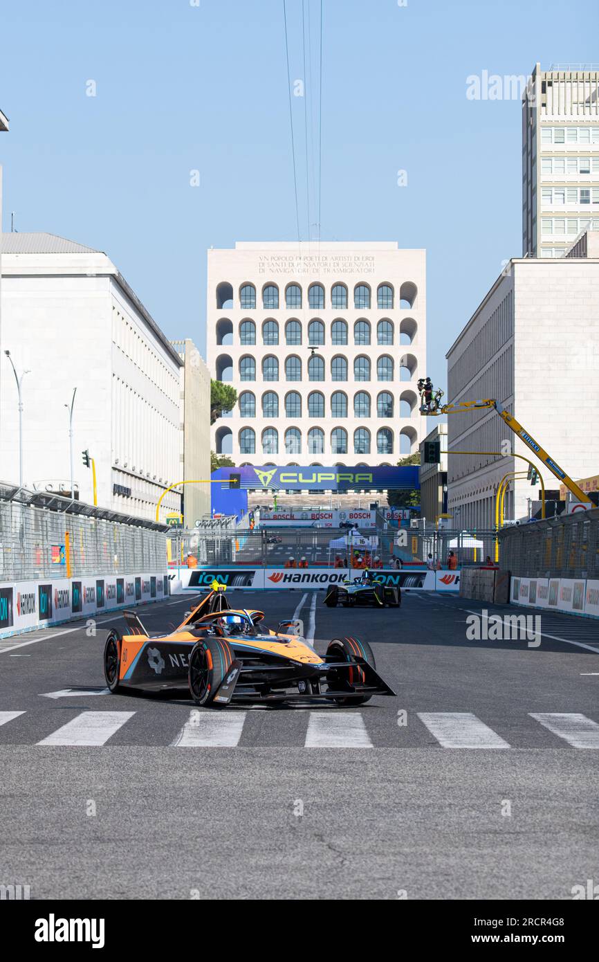 Neom mclaren formula e -Fotos und -Bildmaterial in hoher Auflösung – Alamy