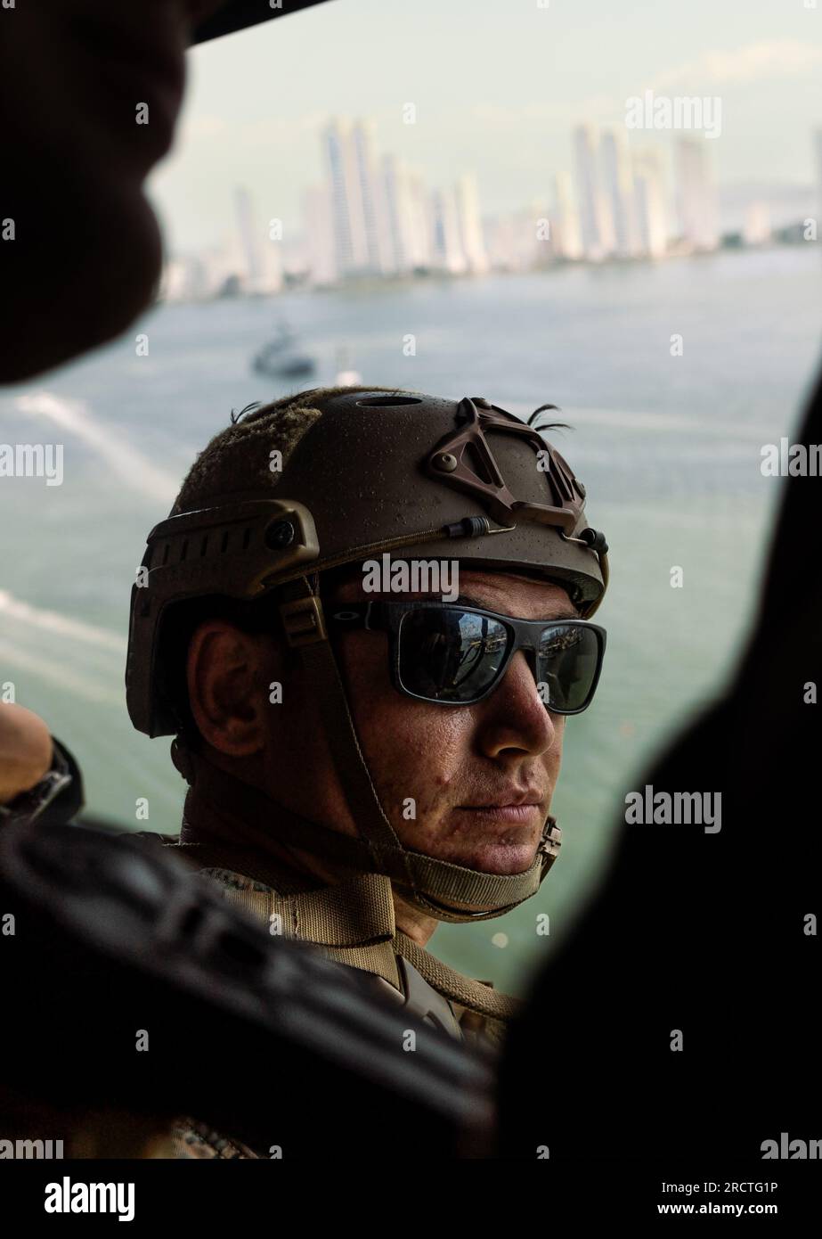 Ein US-Aufklärungsschiff mit 4. Aufklärungsbattalion, 4. Marine ...