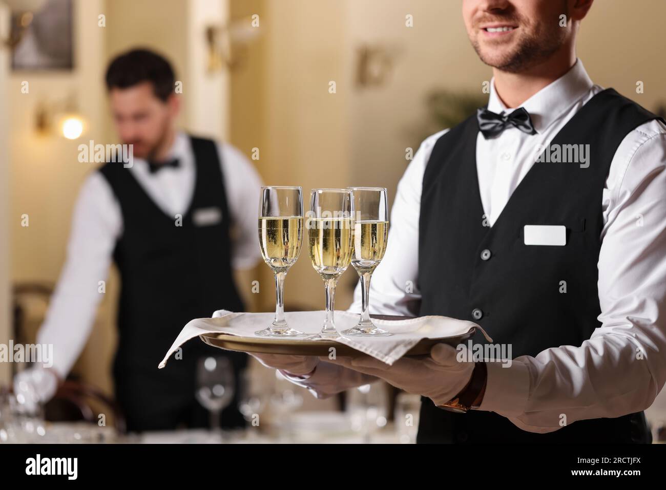 Königliche butler -Fotos und -Bildmaterial in hoher Auflösung – Alamy