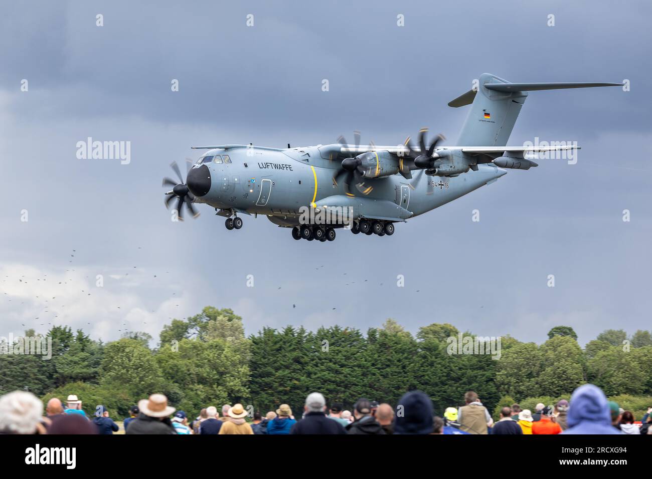 Deutsche Luftwaffe - Airbus A400M Atlas trifft auf der RAF Fairford ein ...