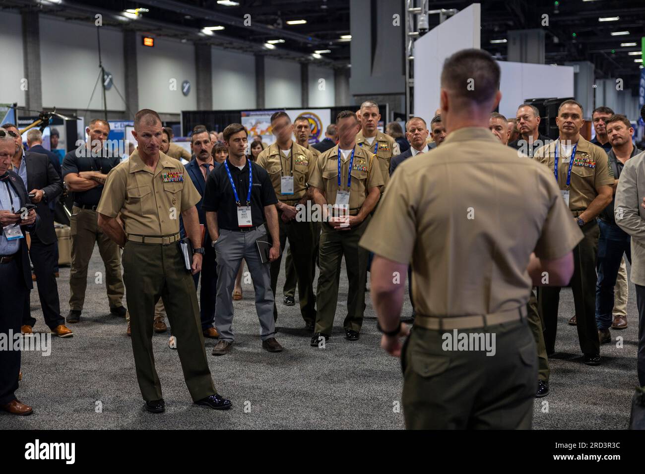 Marinejäger und Auftragnehmer des Marine Forces Special Operations ...