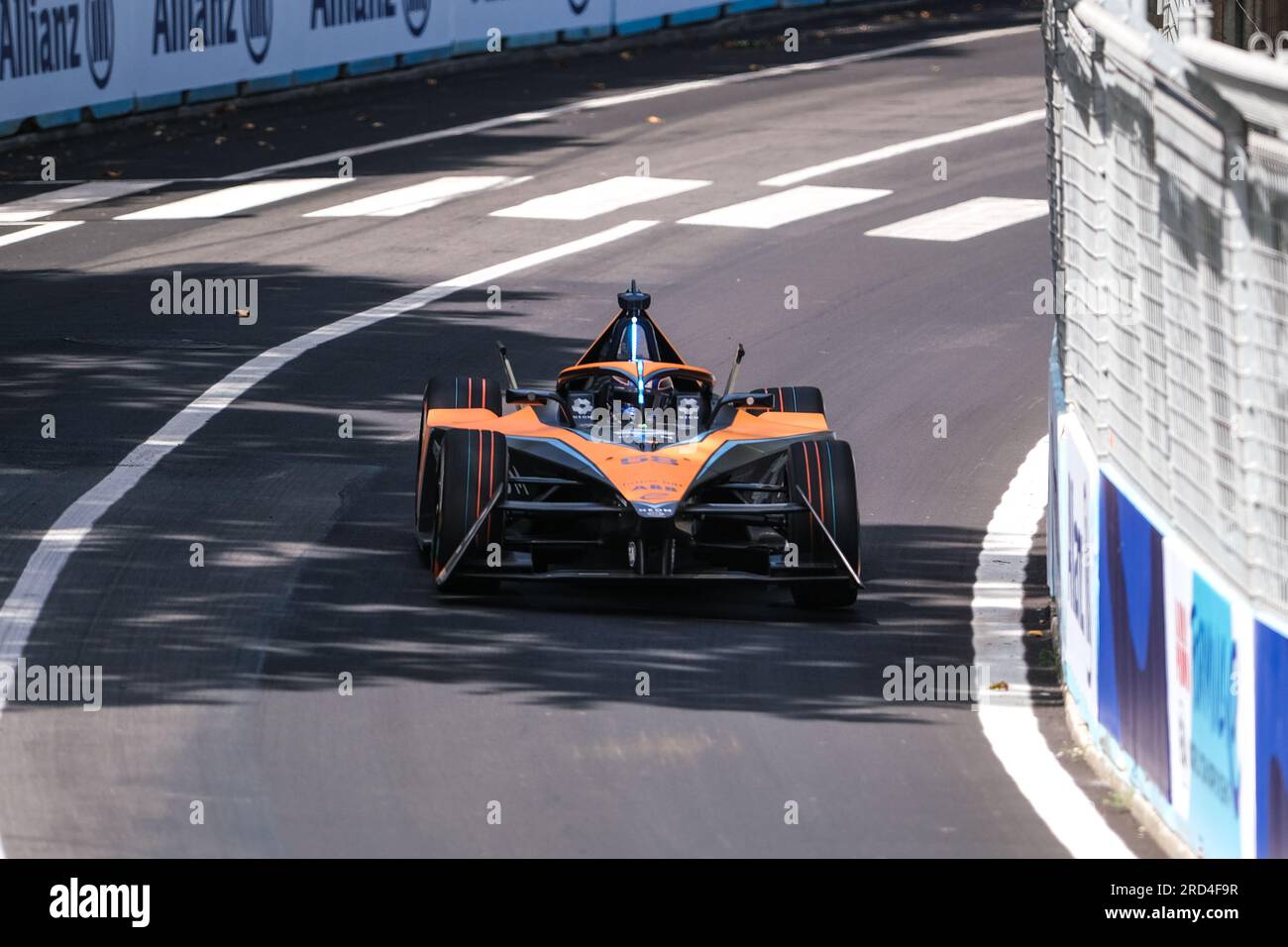 Neom mclaren formula e -Fotos und -Bildmaterial in hoher Auflösung – Alamy