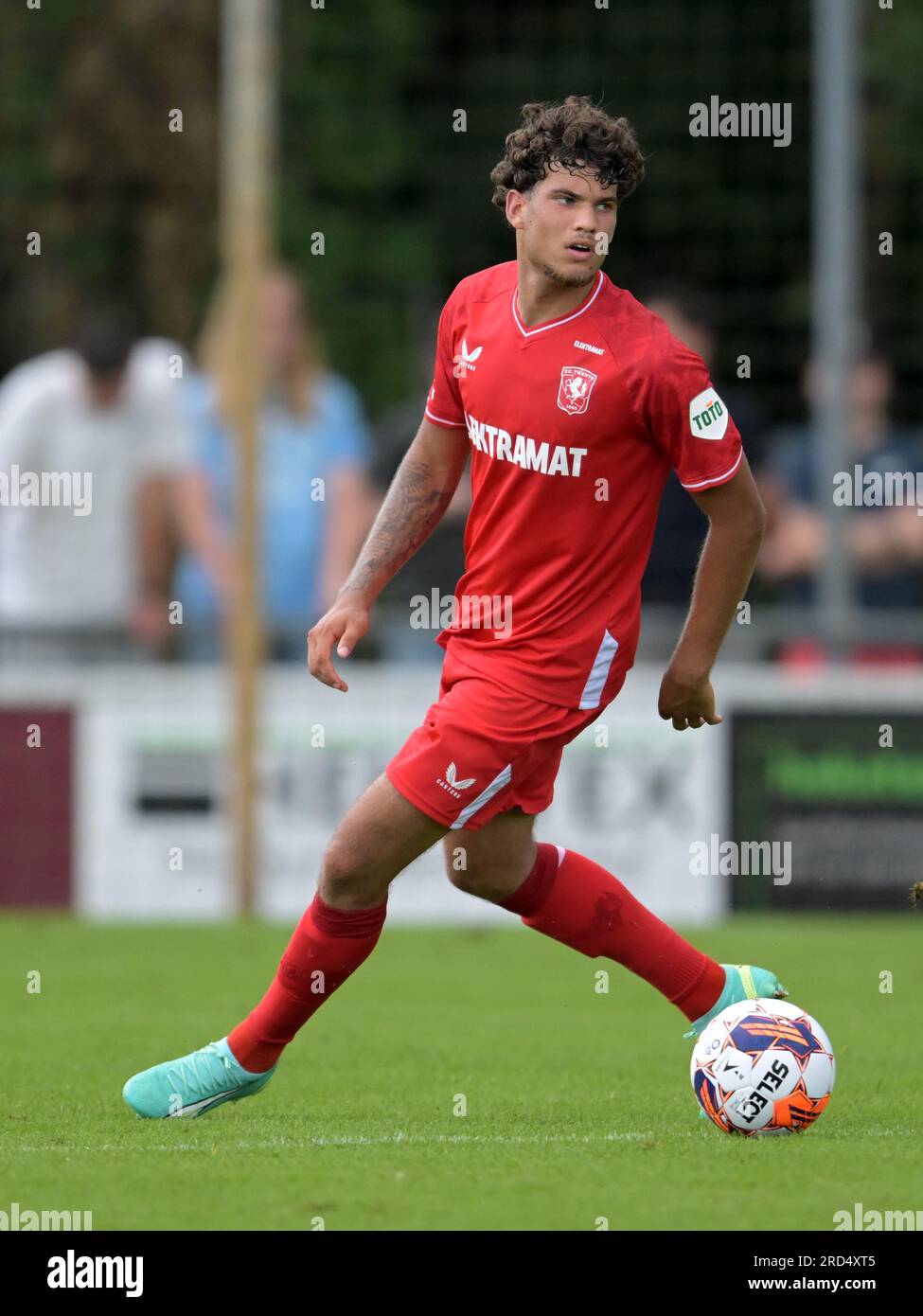 Julien mesbahi -Fotos und -Bildmaterial in hoher Auflösung – Alamy