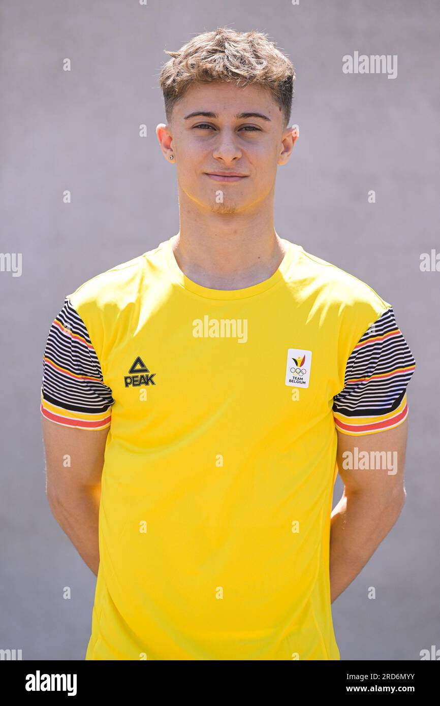 Der belgische Sportler Fynn Van Kampen posiert für den Fotografen in ...