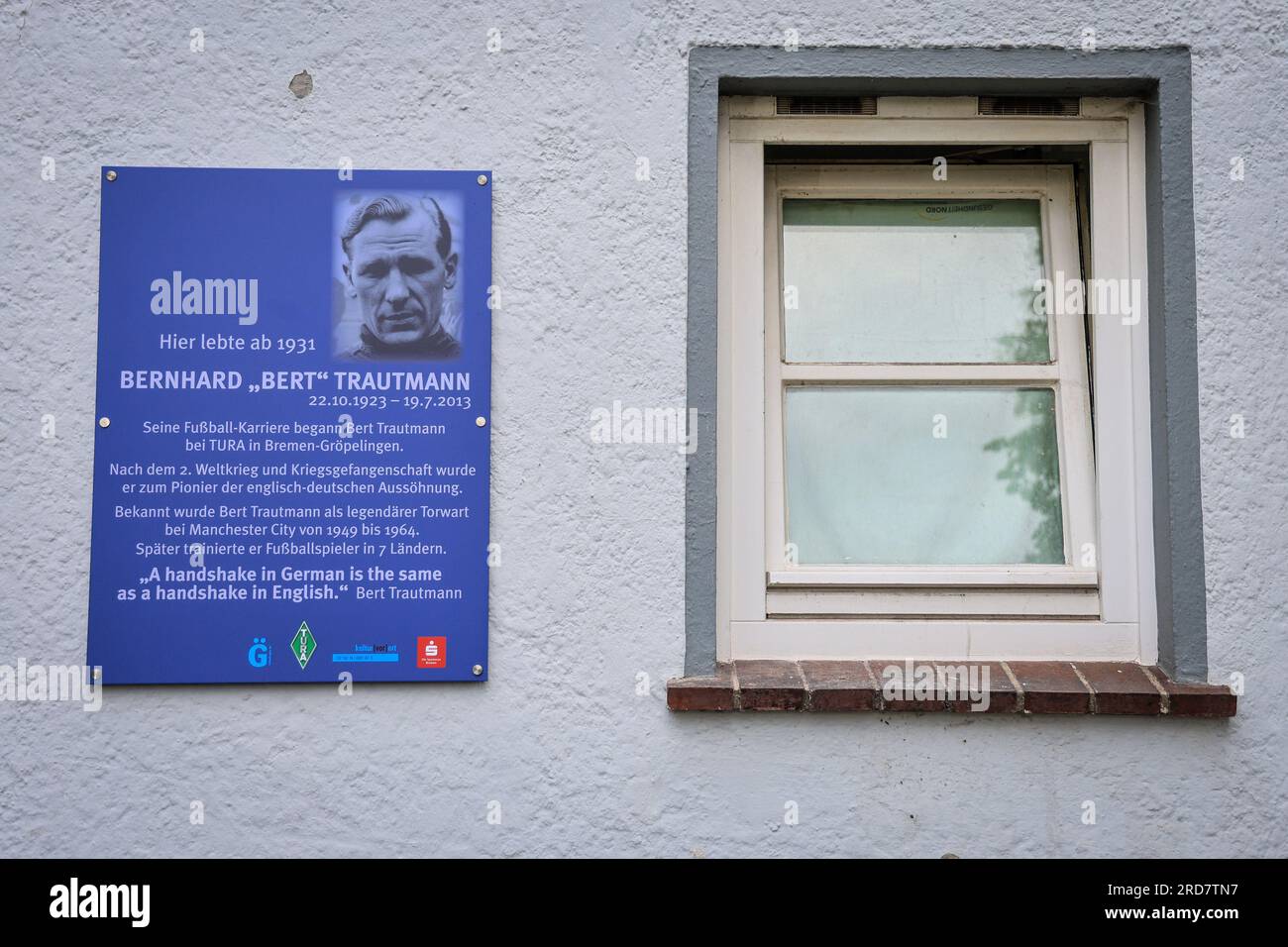 Manchester city torwart bert trautmann -Fotos und -Bildmaterial in ...