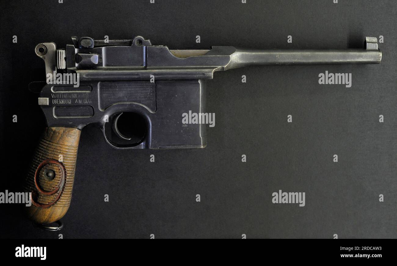Pistole modell 1916 -Fotos und -Bildmaterial in hoher Auflösung – Alamy