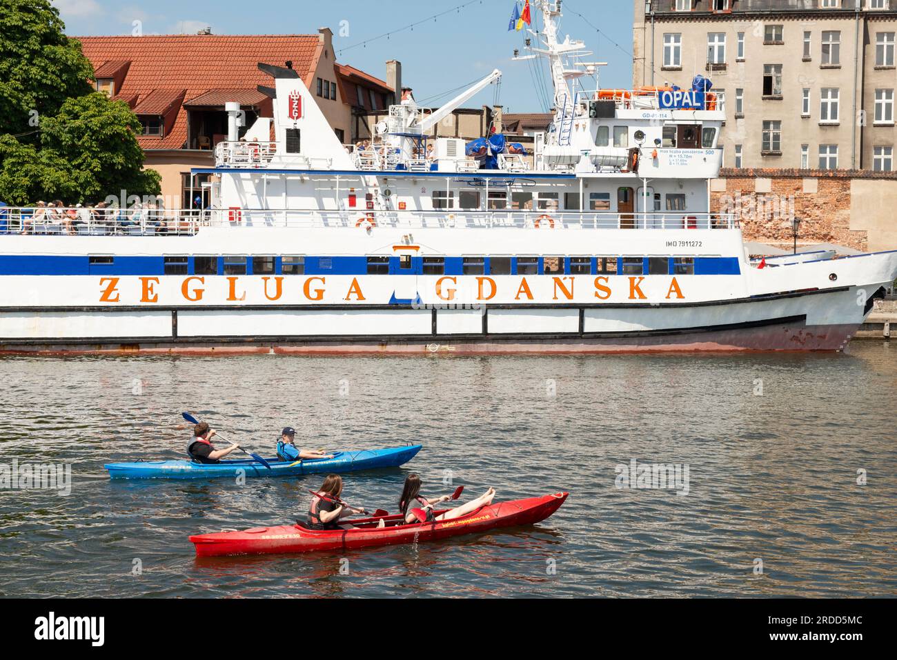 Old town kayaks -Fotos und -Bildmaterial in hoher Auflösung – Alamy